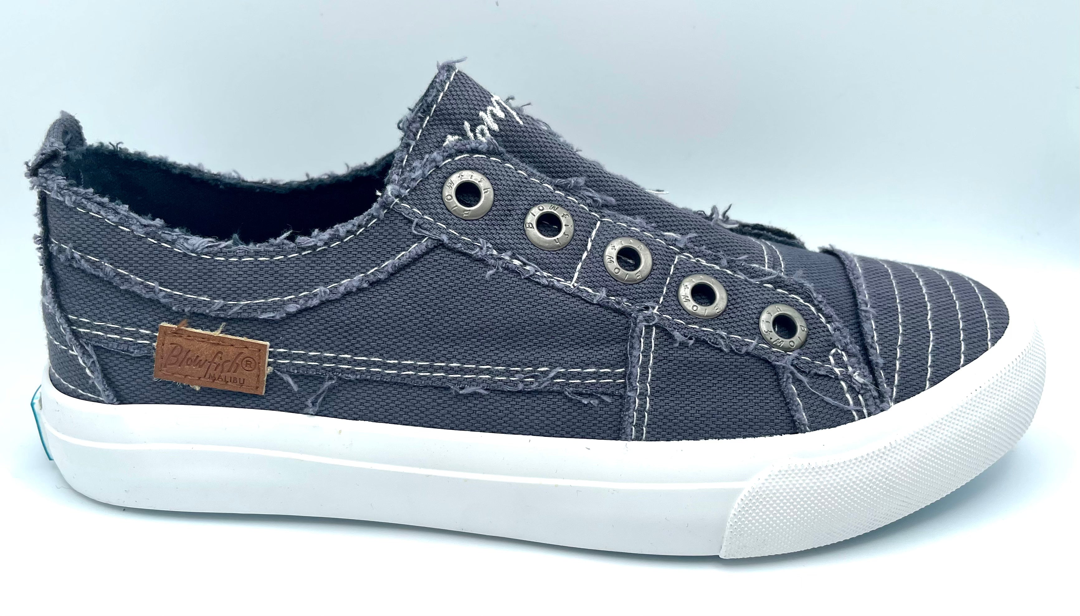 Play Sneakers by Blowfish in Blue Tuna – The Teal Turtle Boutique